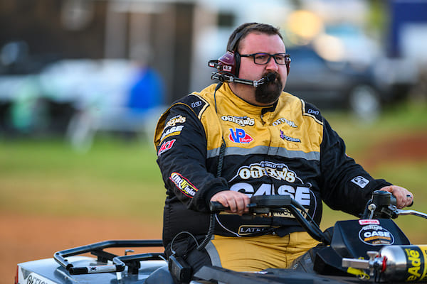 Raceday - Fan 101 - World of Outlaws